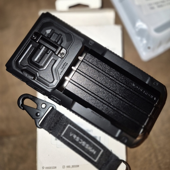 vrs | Cell Phones & Accessories | New Vrs Black Rugged Phone Case ...